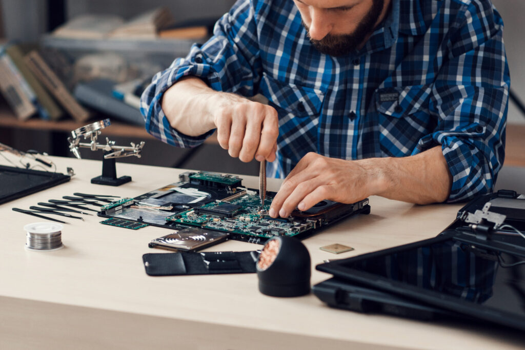 The Ultimate Guide to On-Site Repair Services – fearlesssite.com